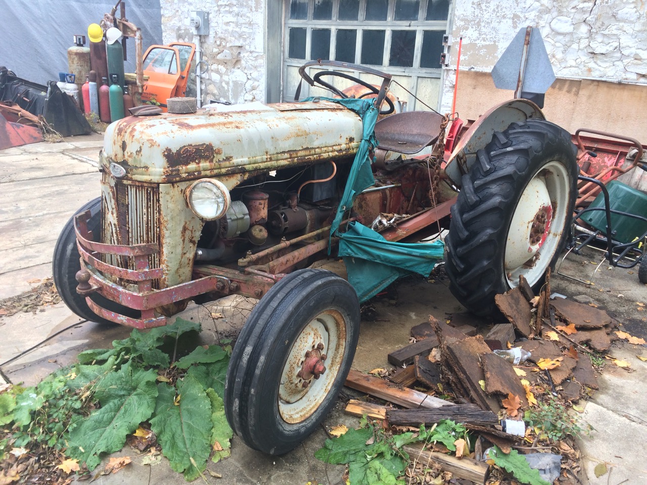 Ford 8N Tractor for Electric Conversion? - 300MPG.org