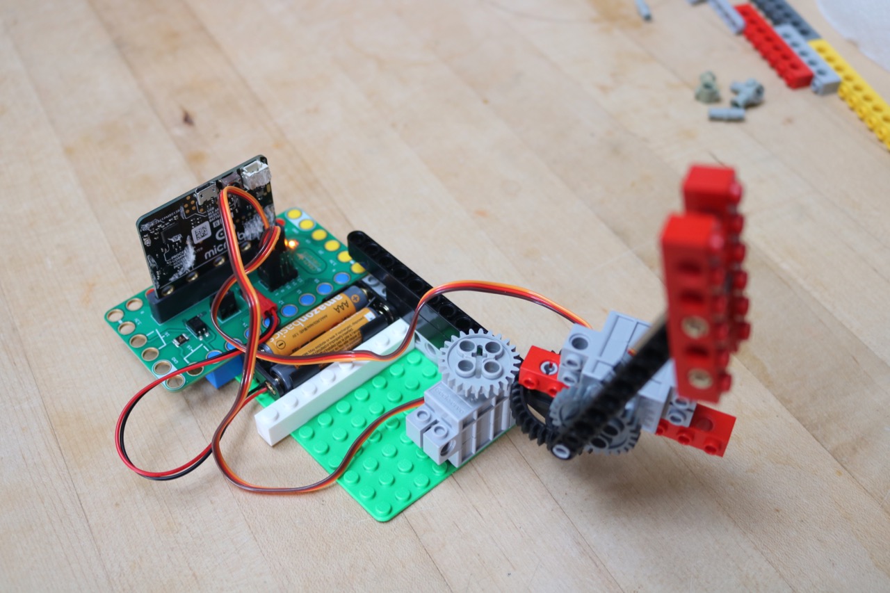 Legos and Servos - 300MPG.org